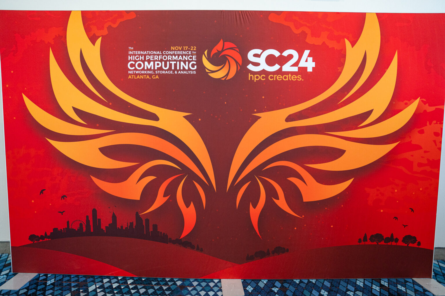 Convergence of HPC and AI Use-Case Strategies to Gain Data-Center ...